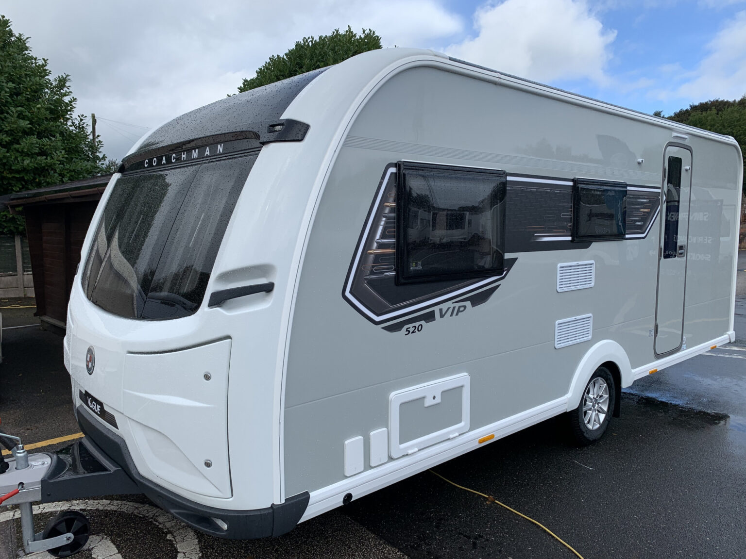 New 2022 Coachman VIP 520 Vogue caravan