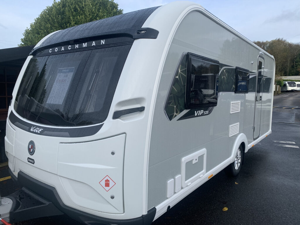 New 2025 Coachman VIP 520 Vogue caravan